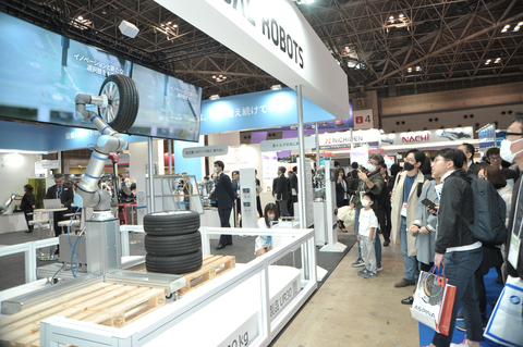 Universal Robots Diversifies Product Line with 30 kg Cobot UR30 ...